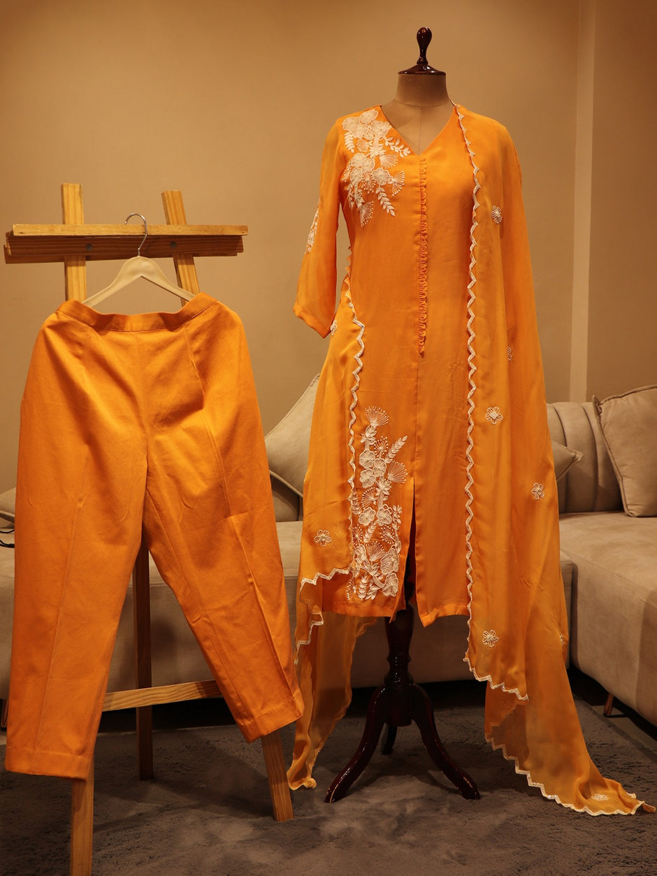 Jayaa's couture – JAYAA'S COUTURE